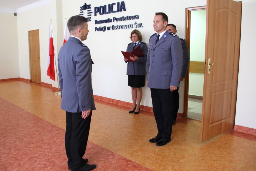 nadkom. Piotr Zalewski szefem ostrowieckich policjantów - Aktualności ...